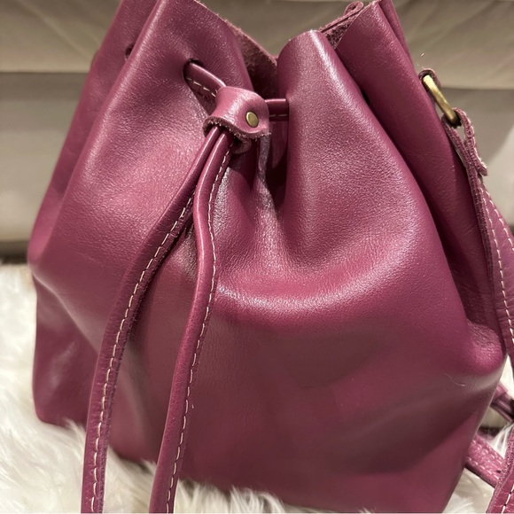 Portland Leather | Bags | Mulberry Portland Leather Goods Large Bucket Bag Crossbody | Poshmark